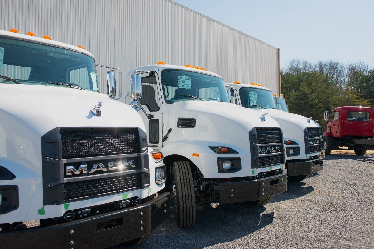 Mack Medium Duty PTO Options
